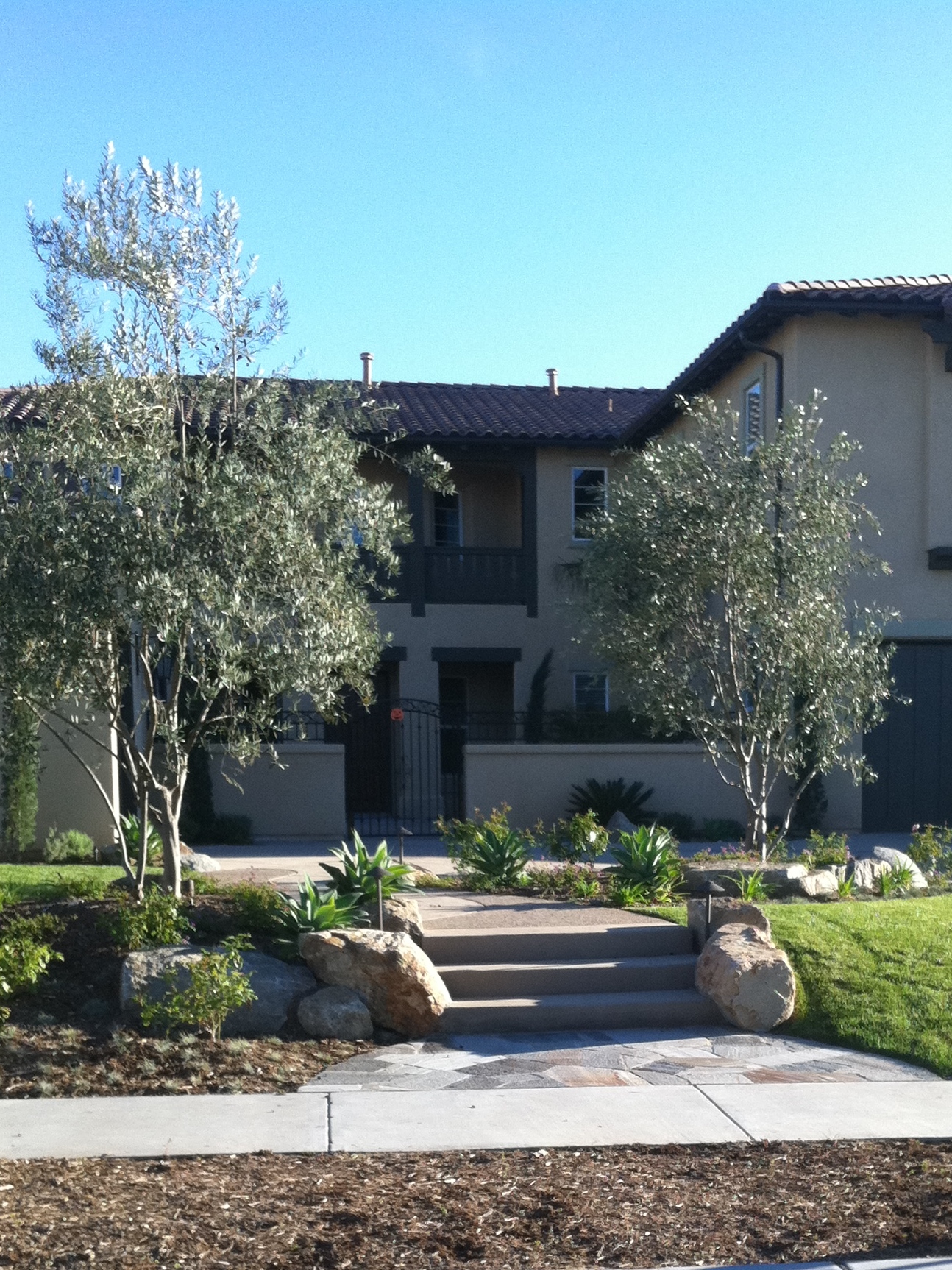 Entryways – Lawns & Beyond Landscape Co. dba Empire Landscape Construction